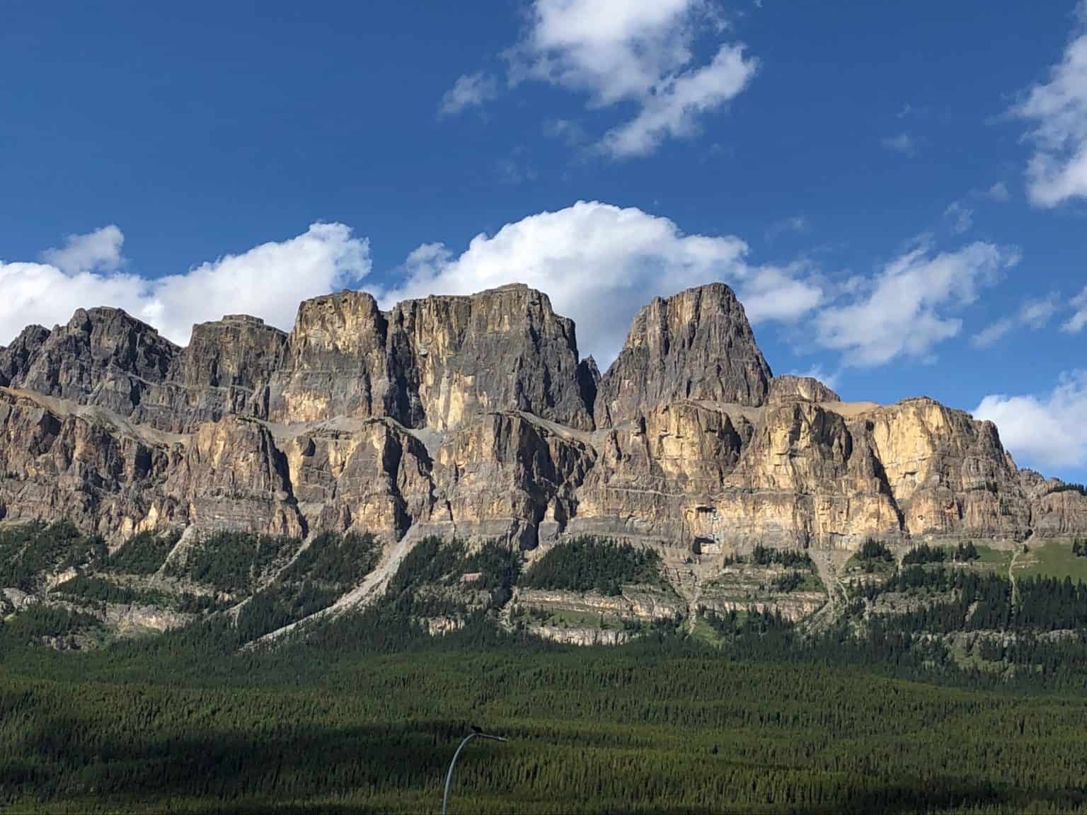 The Best Time to Visit Banff: the Pros and Cons of Each Season