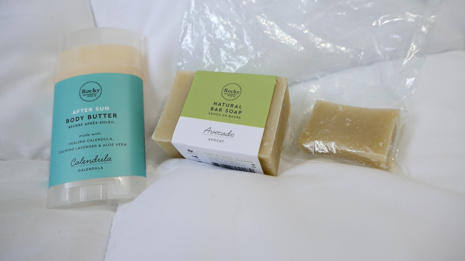 14 Brilliant Travel Hacks for Packing Toiletries