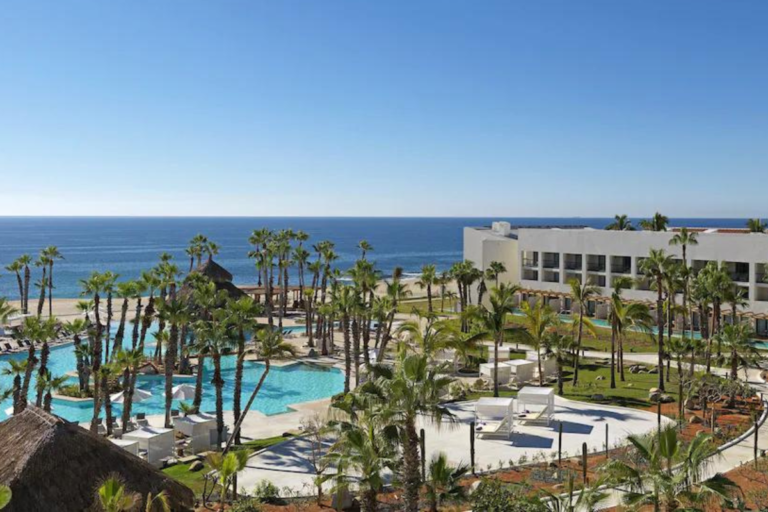 18 Best Cabo Resorts with Swimmable Beaches (quick guide)