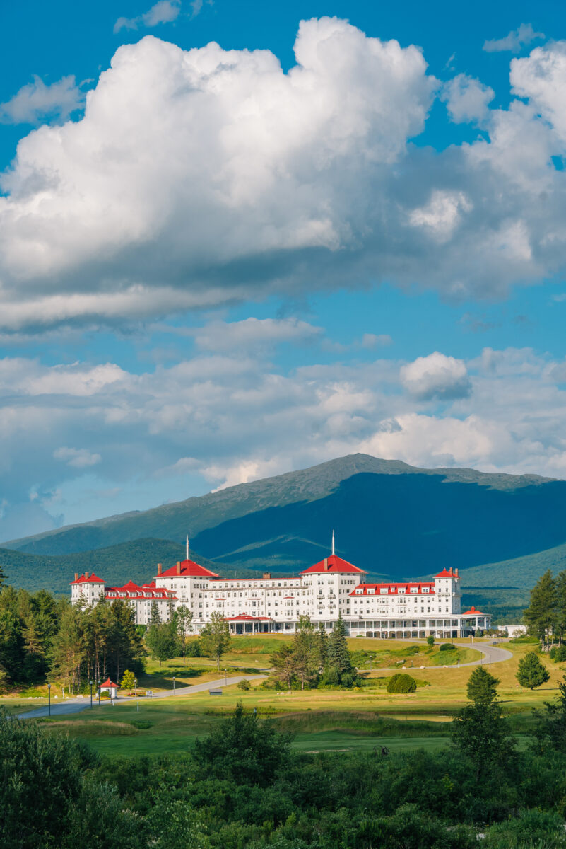 The Haunting History of the Mount Washington Hotel