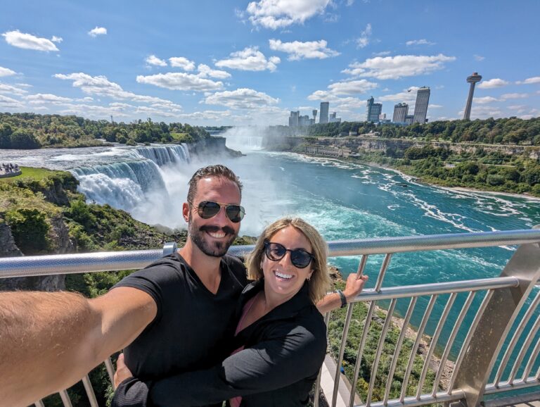 How to Visit Both Sides of Niagara Falls in One Day (2 itineraries)