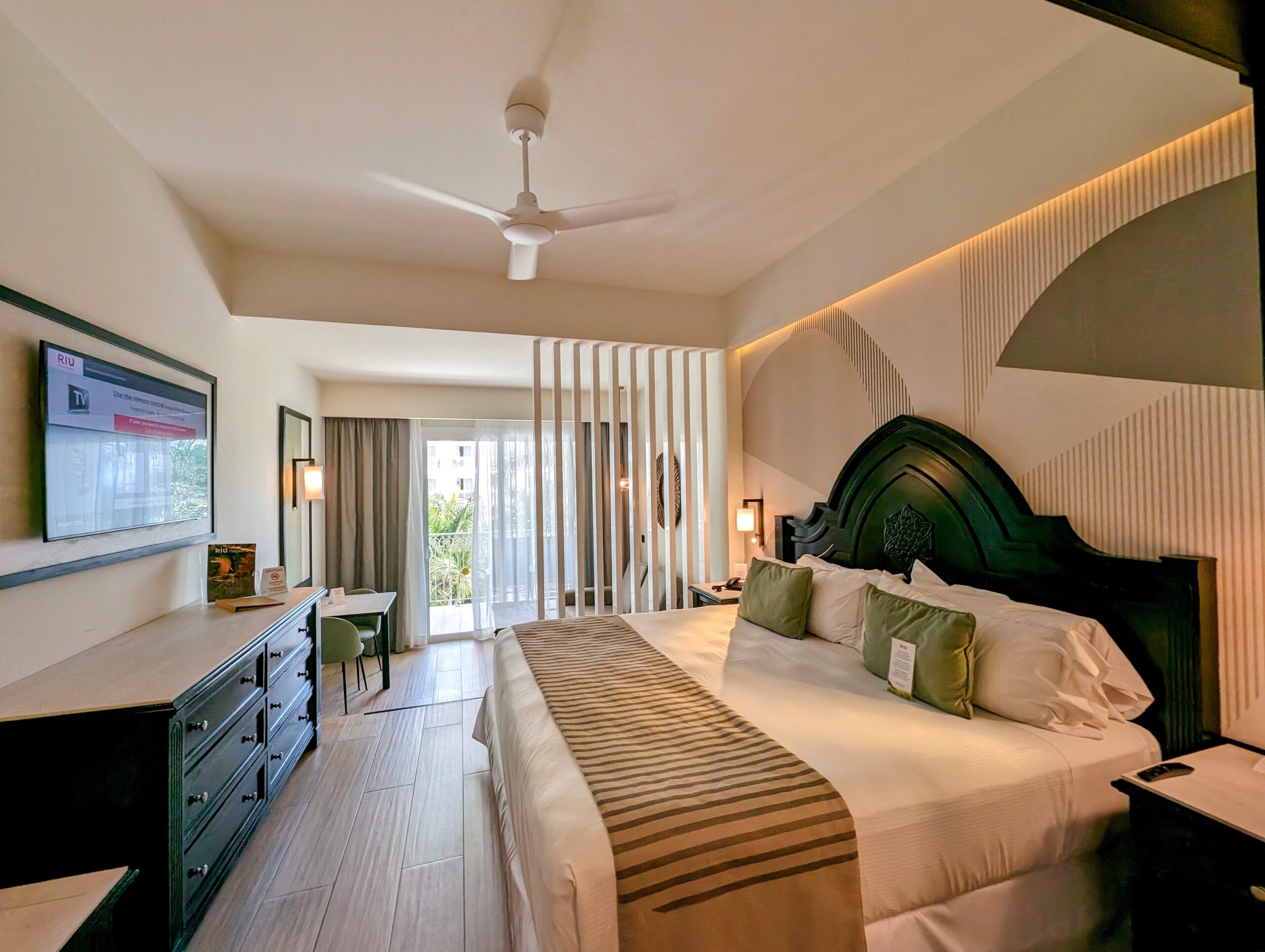 RIU Palace Pacifico: The Goldilocks of All-Inclusive Resorts in Puerto ...