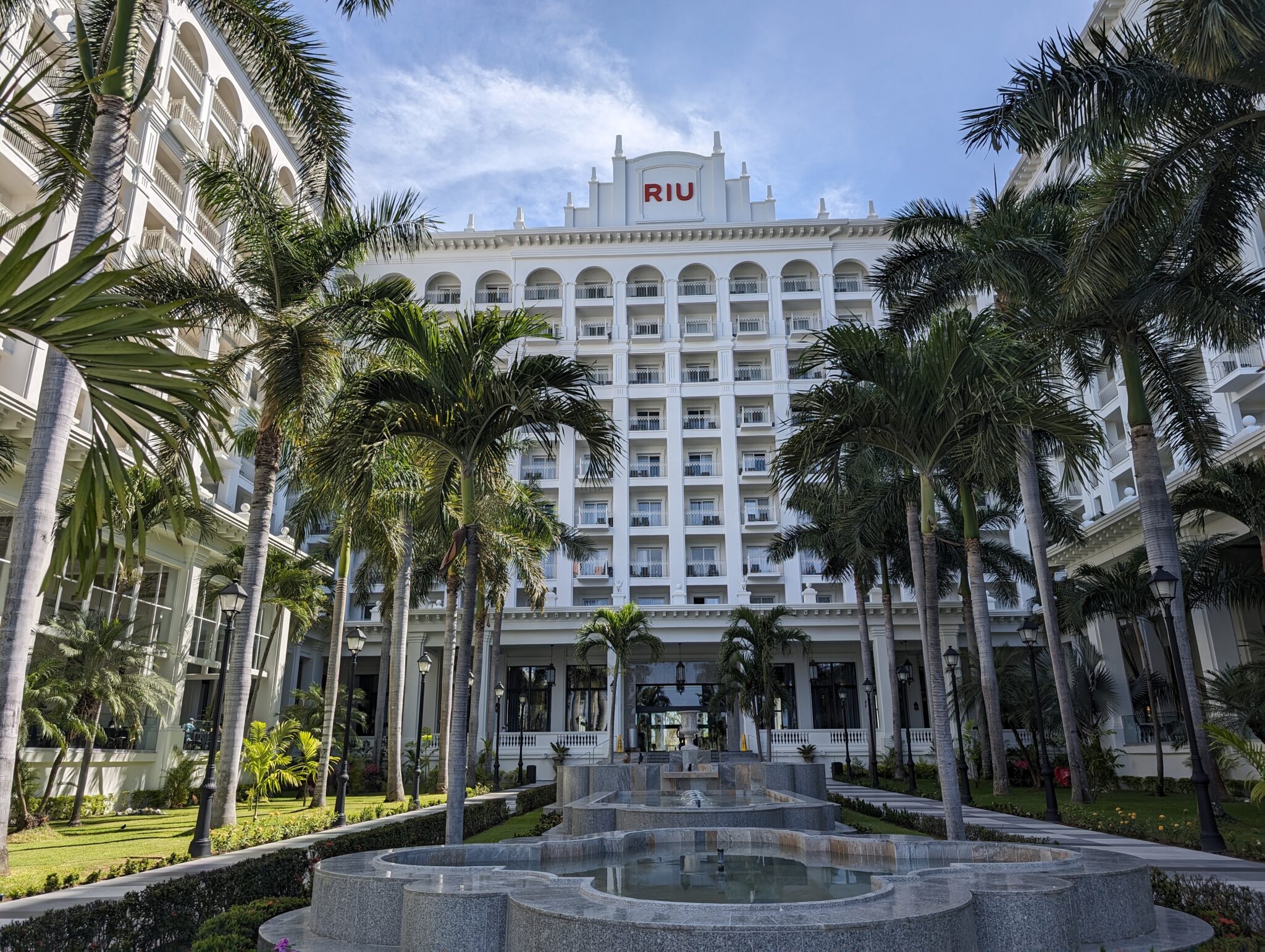 RIU Palace Pacifico: The Goldilocks of All-Inclusive Resorts in Puerto ...
